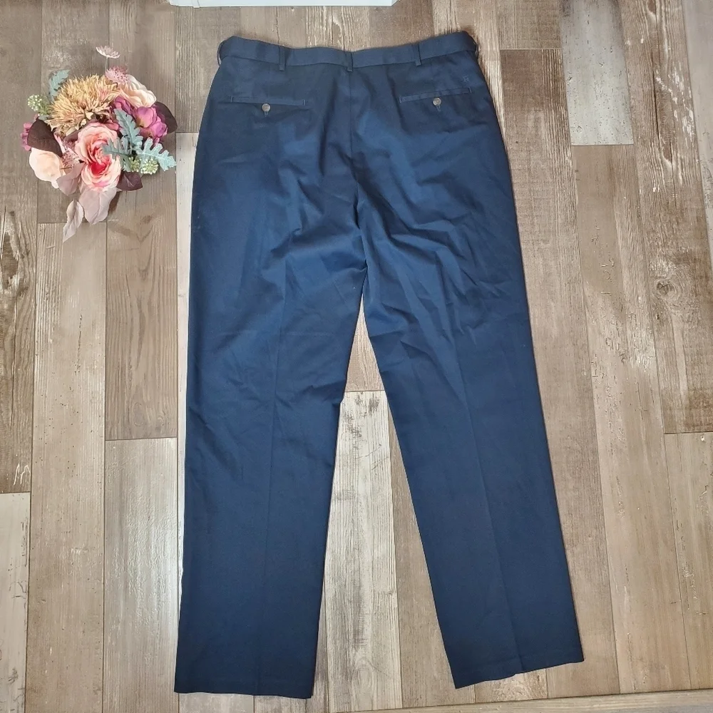 Haggar | Pants | Haggar Classic Fit Premium No Iron Khaki Blue Mens ...